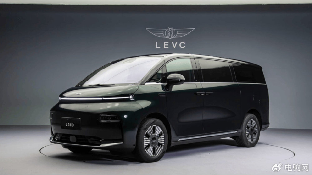 37.99万起！3-8座可选，LEVC L380“刺痛”理想MEGA|座椅|测试|新车_新浪新闻