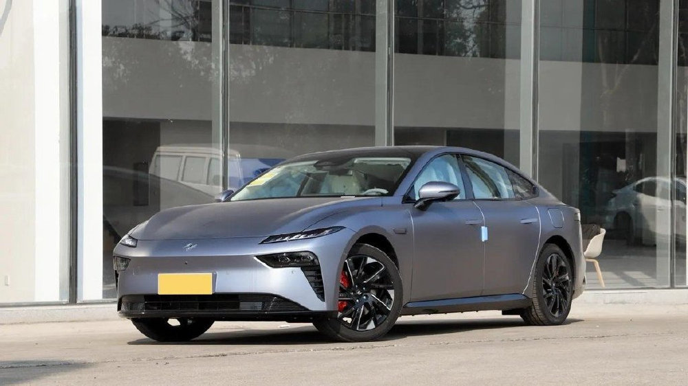 15万级增程式轿车，配无边框车门，与零C01同级，解读奕派007|程式|东风|车内_新浪新闻