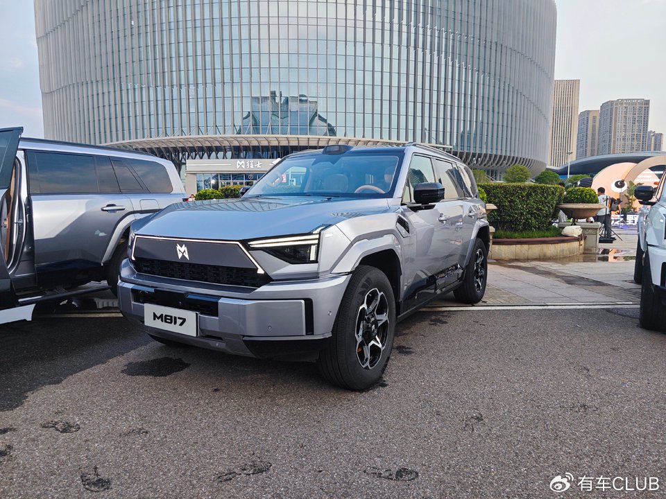 全球首款全栈华为智能越野SUV 东风猛士M817预售价32.99万起
