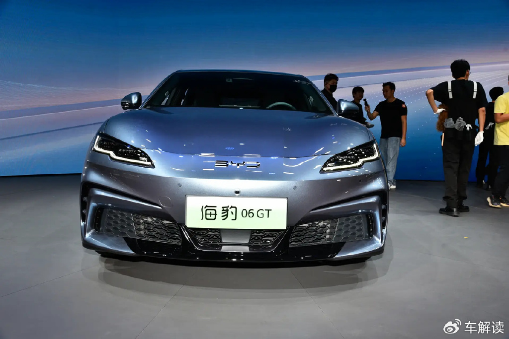 全新海豹06GT来袭，预售15万起，4.9秒可破百，能成爆款？-新浪汽车