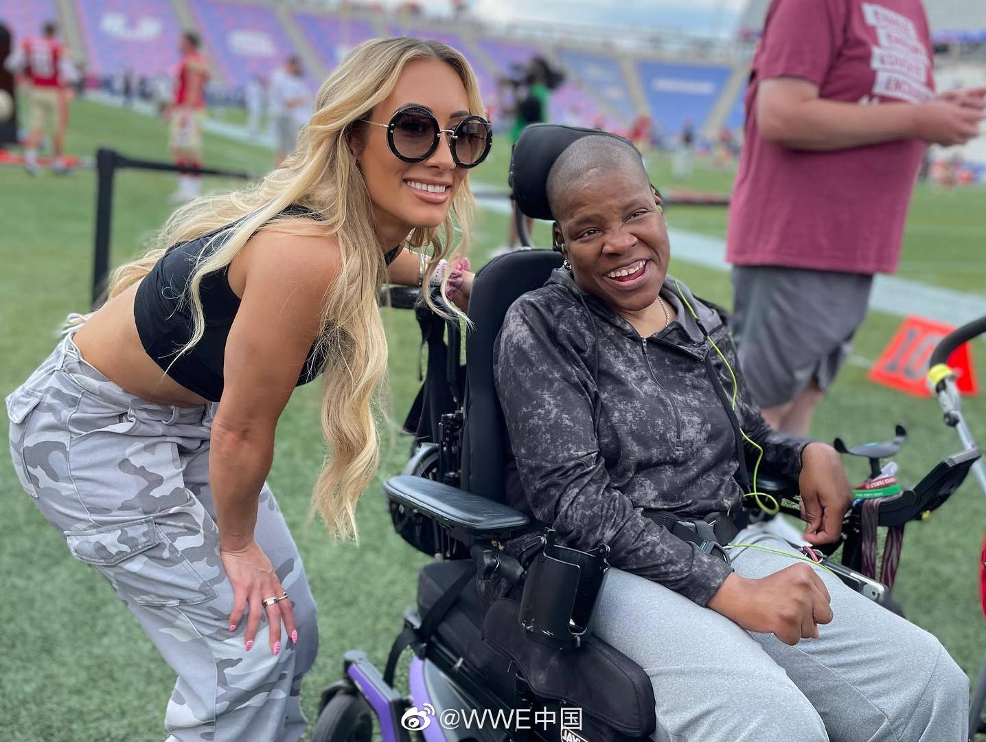 参加美国橄榄球联盟USFL……__财经头条