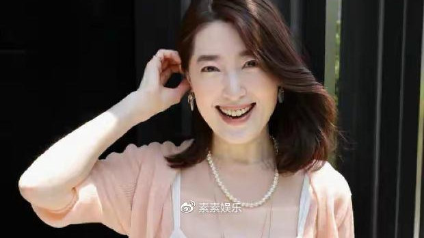 47岁杨思敏露面，保持43公斤体重美貌出众，在国外自己做老板|杨思敏|台北|日本_新浪新闻