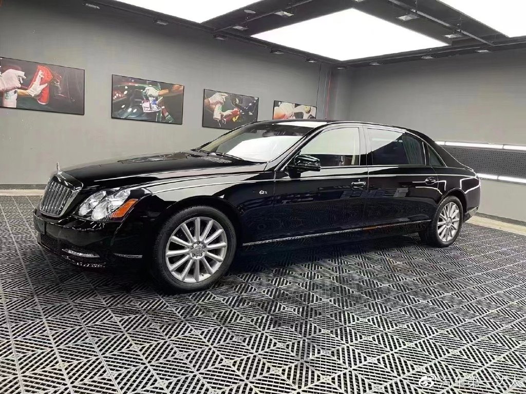 惊现最新终结版本，蓝牌迈巴赫62S-新浪汽车