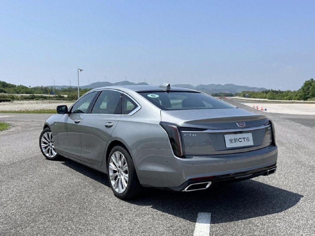 35万买豪华C级车，凯迪拉克CT6和沃尔沃S90该选哪个？-新浪汽车