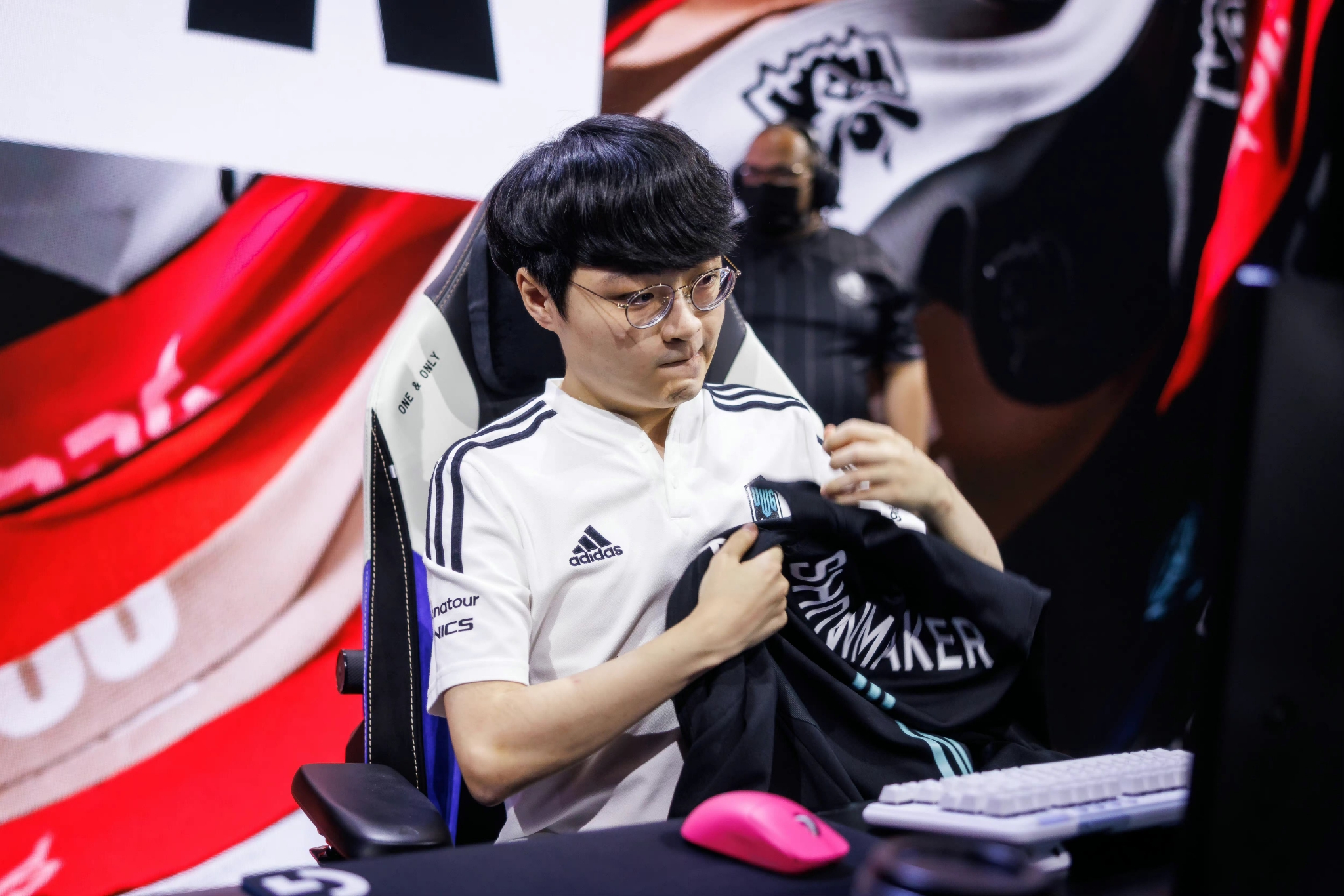 “失败总是贯穿人生始终，这就是人生啊” 明年见ShowMaker选手！__财经头条