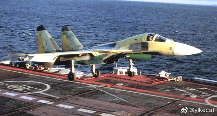 Сухой Су-33/Sukhoi Su-33系列舰载战斗机——综述