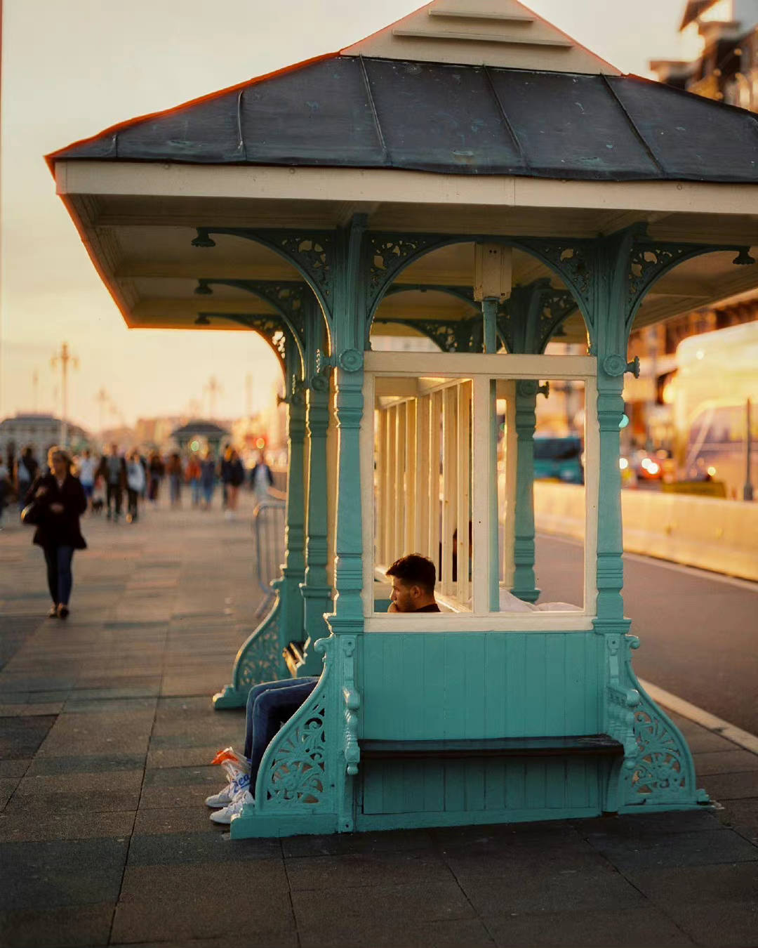 海边的布赖顿 | Oliver Curson 胶片影像__财经头条