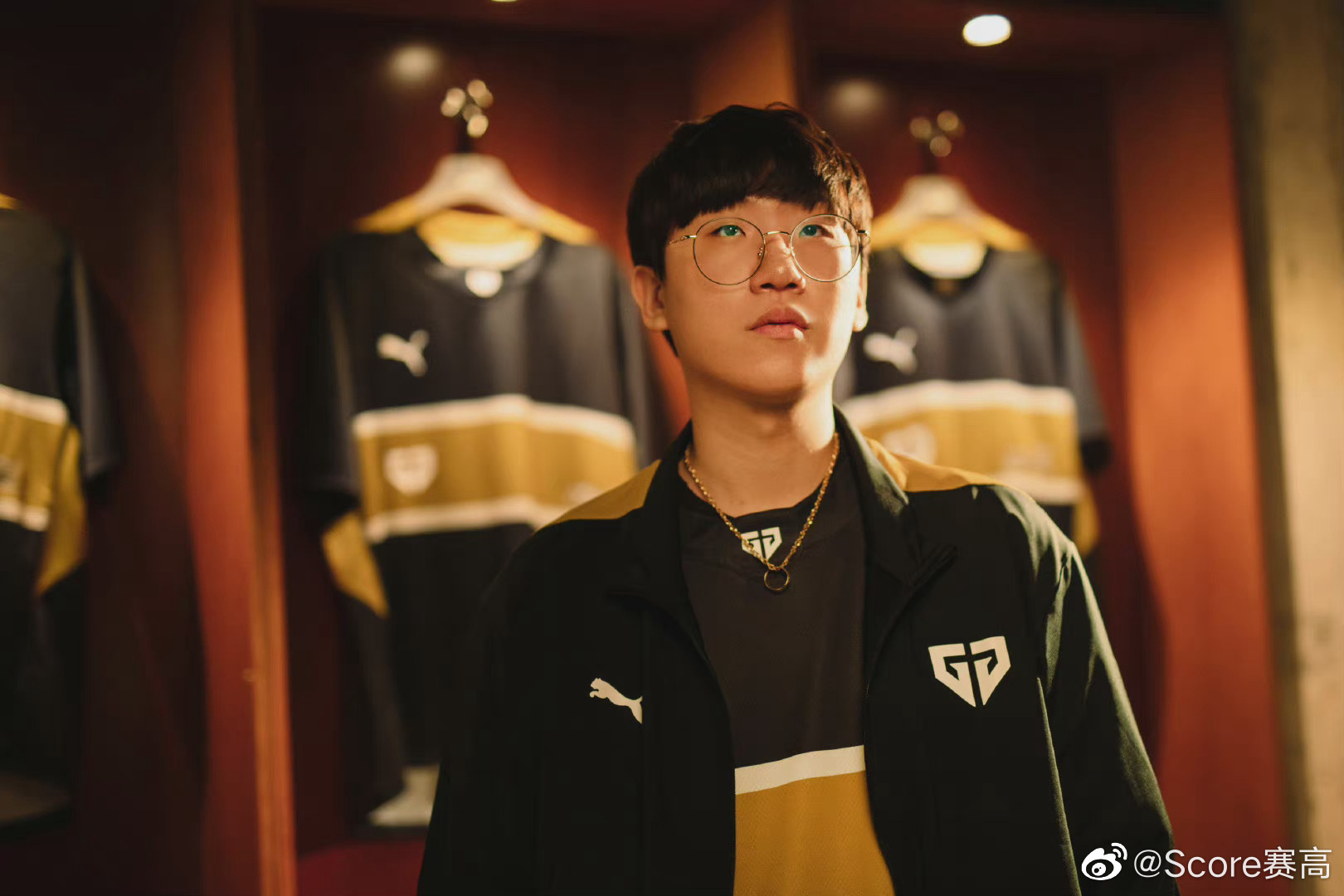 GenG发布2022赛季新队服