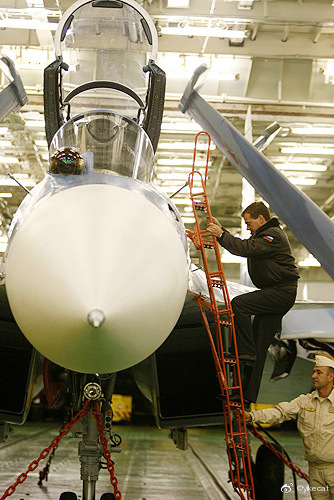 Сухой Су-33/Sukhoi Su-33系列舰载战斗机——综述