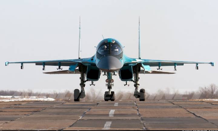 Sukhoi Su-34 (Su-27IB)前线轰炸机Т-10V原型机|轰炸机_新浪新闻