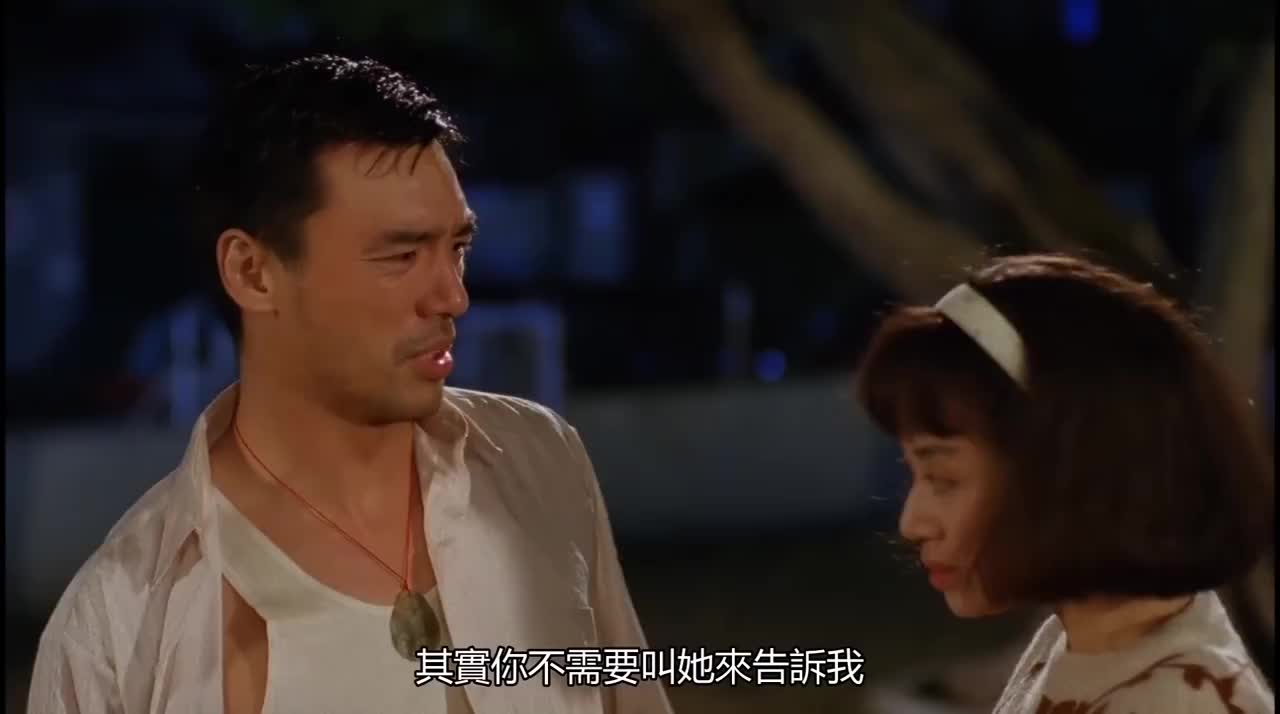 潇洒哥借钱还要趁机撩妹，不料美女当场告白，潇洒表情太逗了