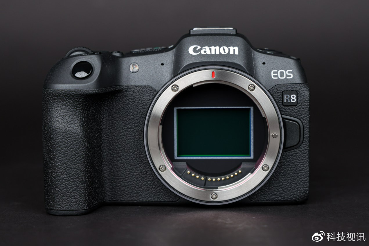 净重414g！佳能R系统新作 EOS R8开启轻量化新篇章__财经头条