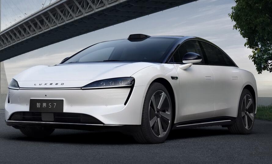 华为智界S7将于11月9日开启预售 并于近期正式发布-新浪汽车