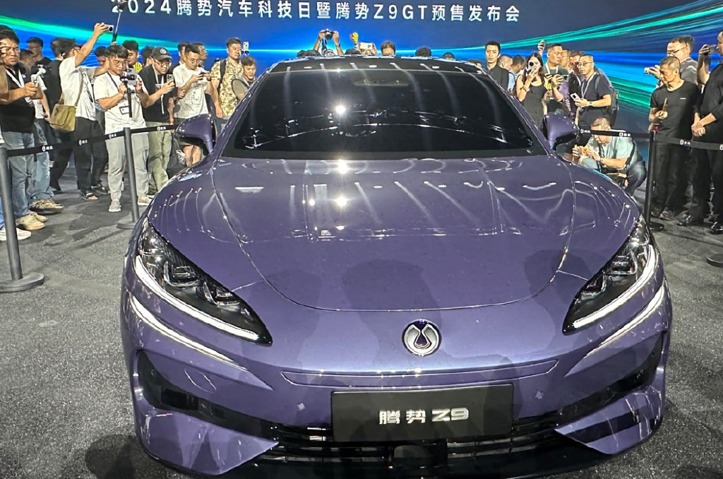 内饰设计一般，腾势正式发布Z9GT和Z9，预售价还要33.98万起？-新浪汽车