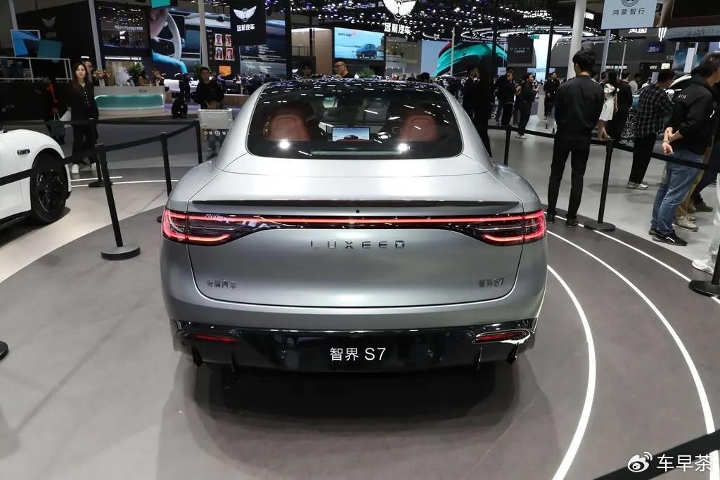 新款智界S7正式上市，24.98万元起售，成小米SU7最强对手？-新浪汽车