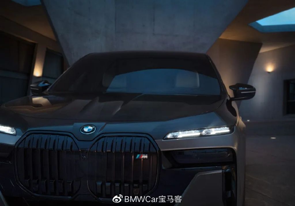 全新宝马7系最强车型M760Le、i7 M70L确认进入中国市场-新浪汽车