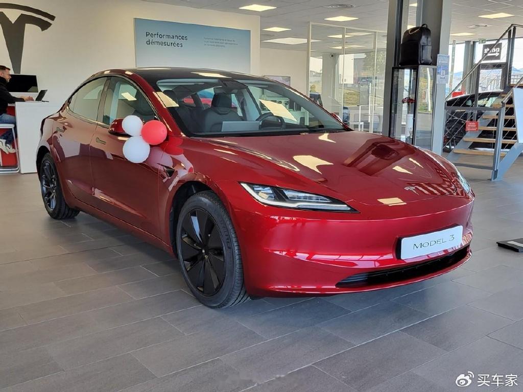 20万选小米SU7还是特斯拉 Model 3，看完你就知道了-新浪汽车