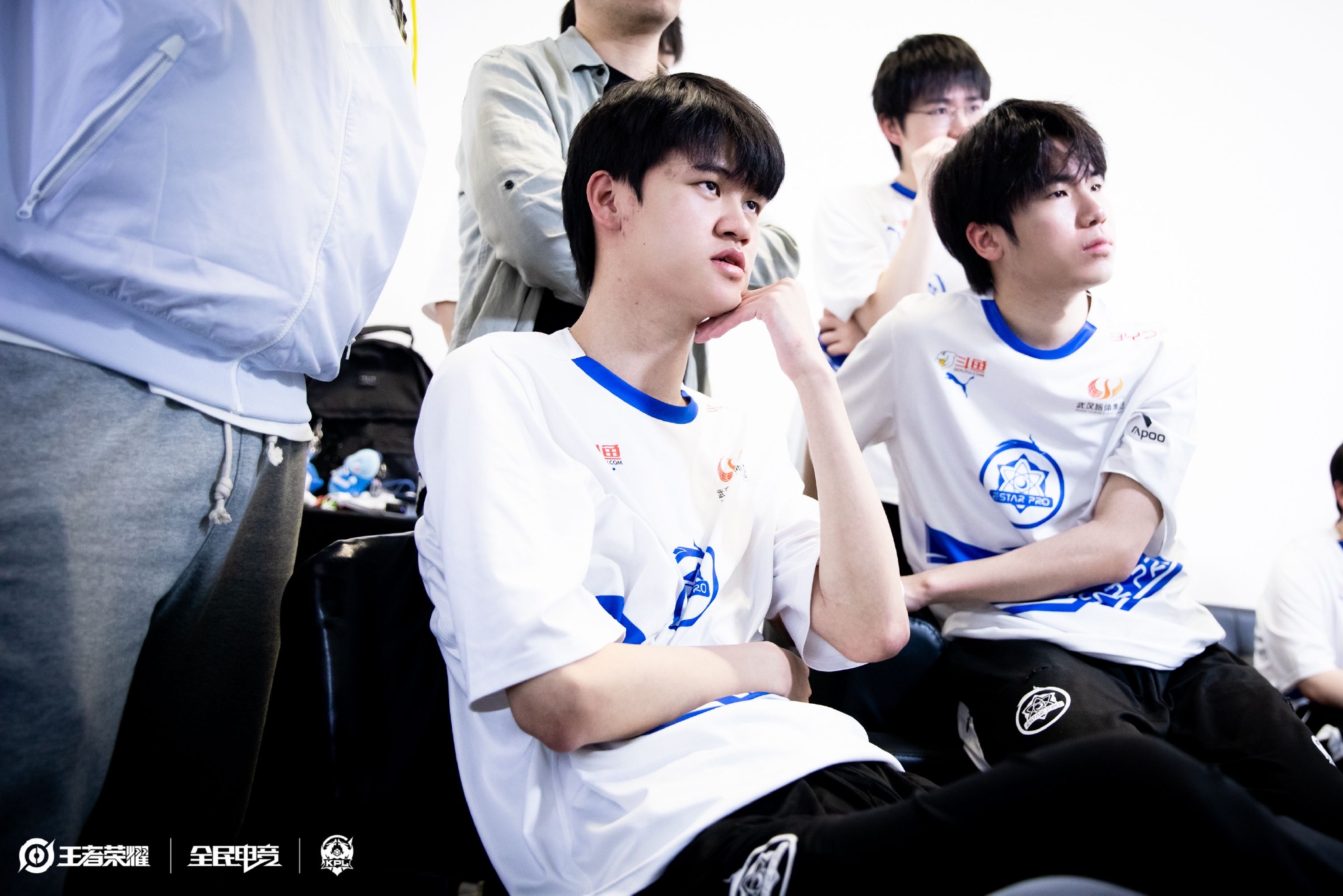 官方返图：0422@eStarPro__财经头条