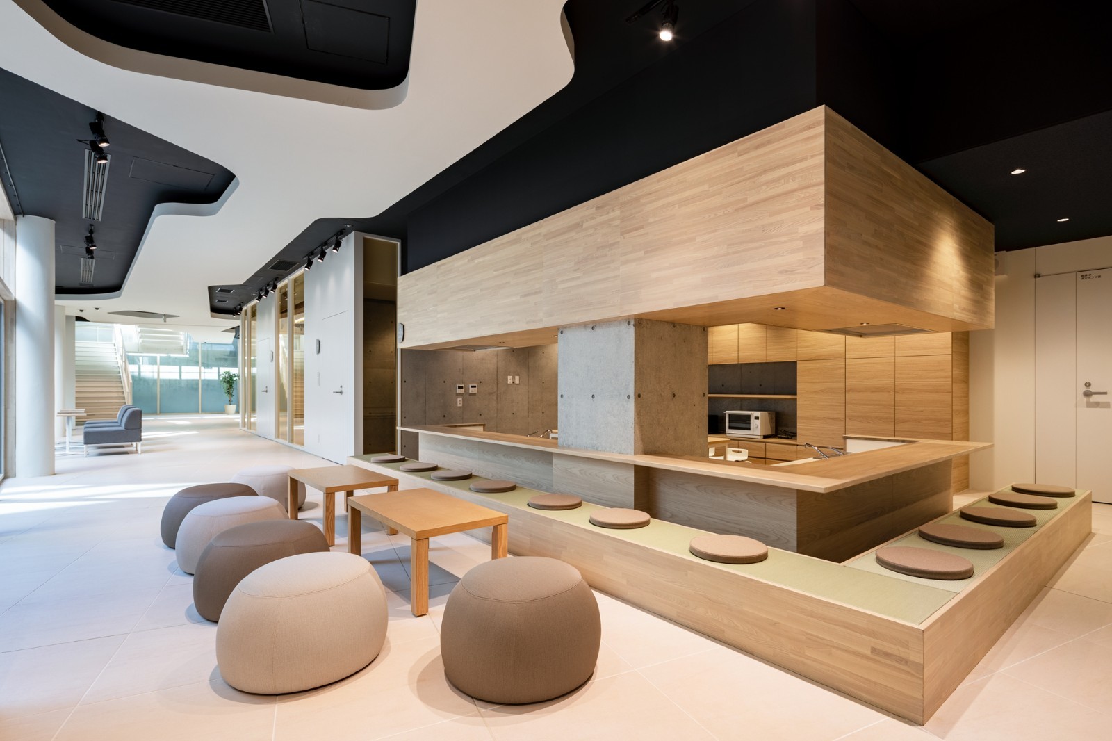 东洋大学 Ai 第四舍馆中心 / Ishimoto Architectural……