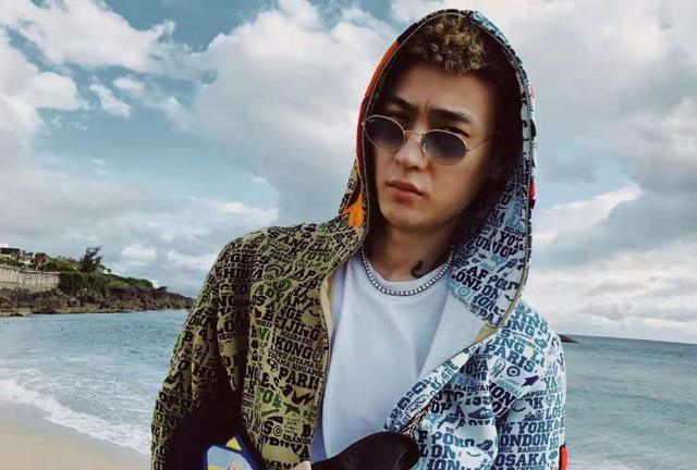 哪位男rapper是你心中的颜值天花板？__财经头条