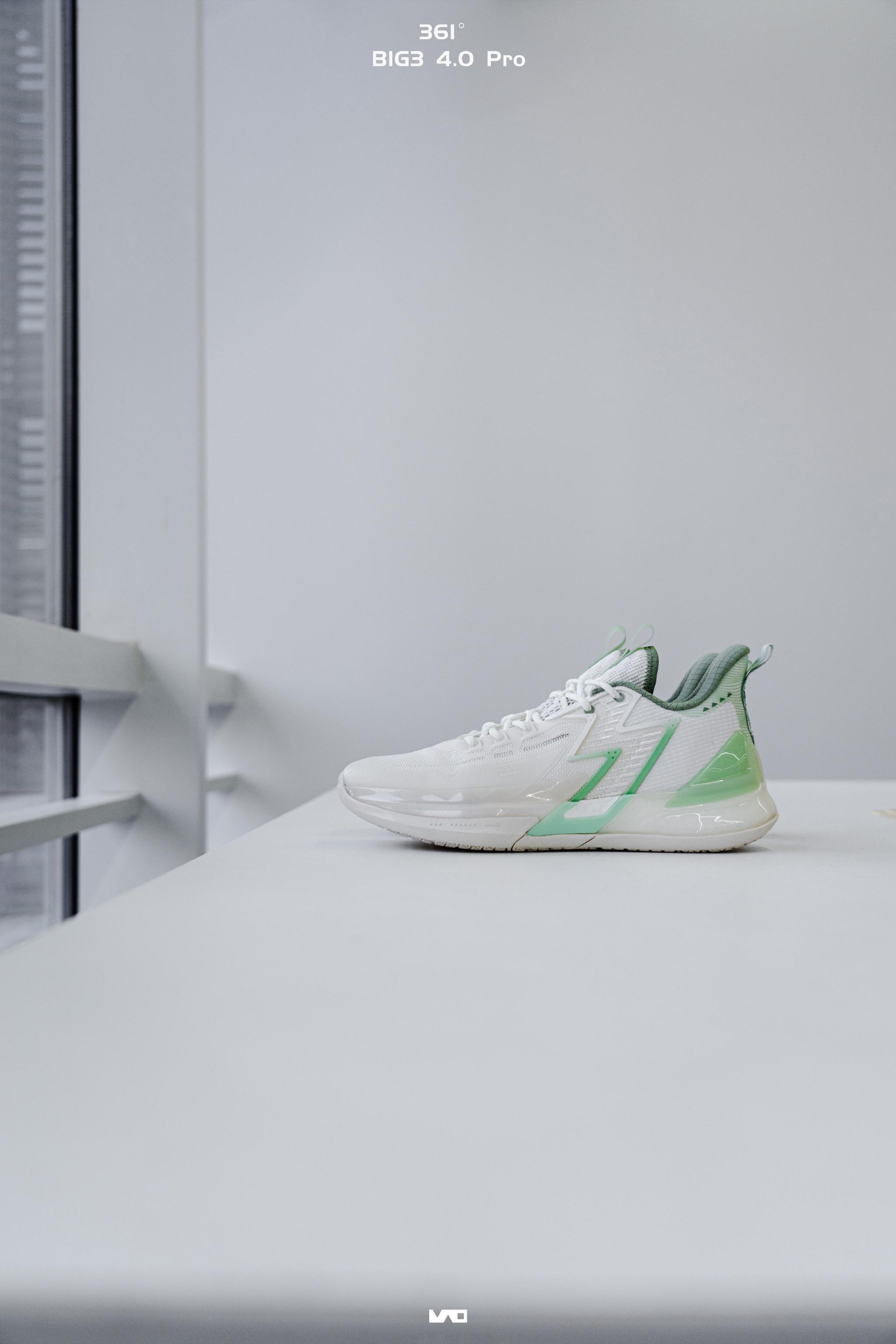 361° Big3 4.0 Pro 🌙「三潭印月」 配置拉满了，期待一下|三潭印月_新浪新闻