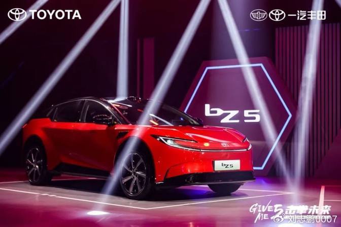 将“安全”刻入造车DNA，一汽丰田bZ5为合资电动车正名-新浪汽车