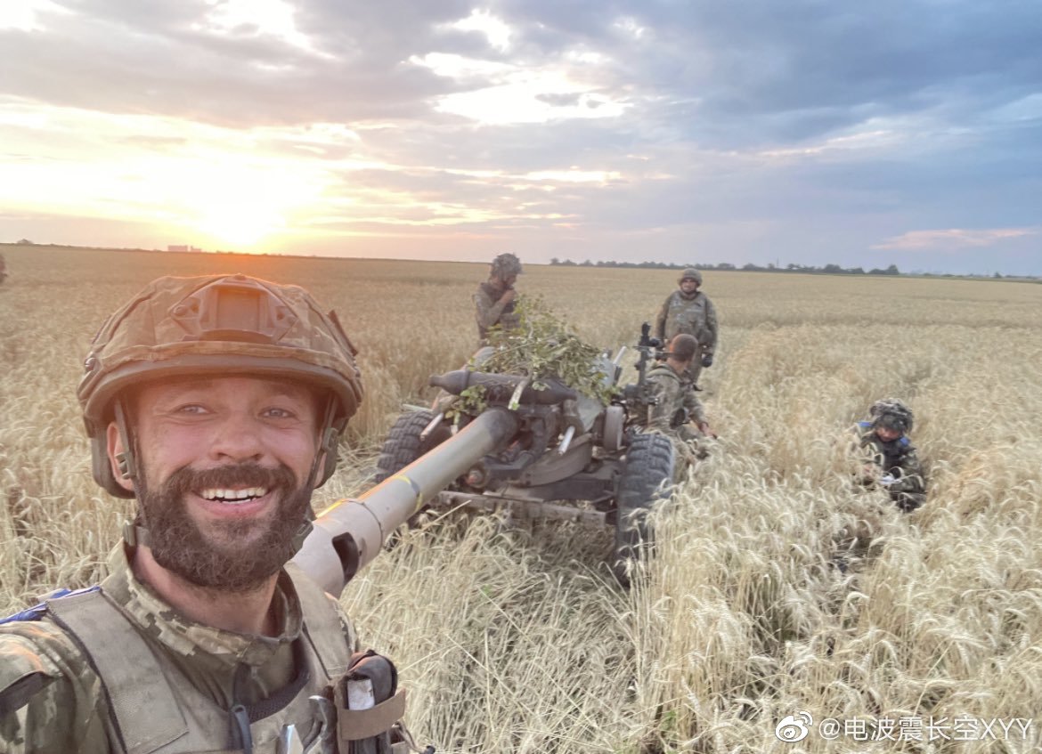 乌克兰军队的L119型105毫米榴弹炮是由澳大利亚生产……