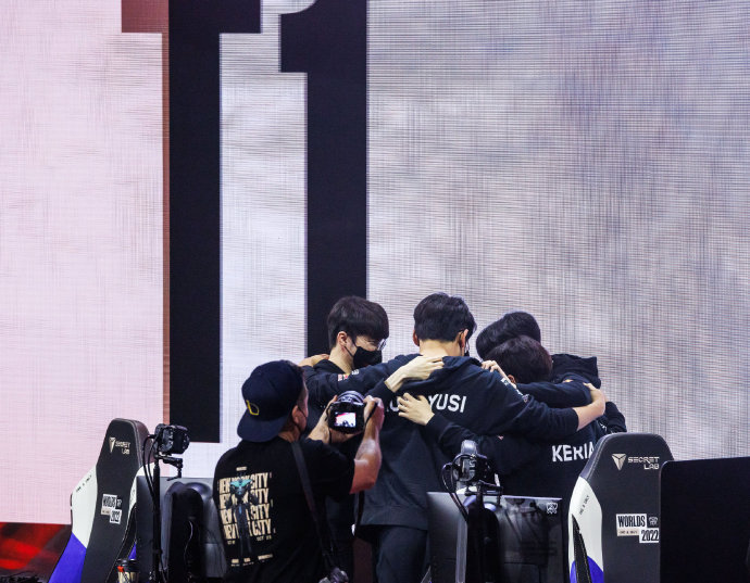 S12四强名额全部确定：LCK包围JDG……__财经头条