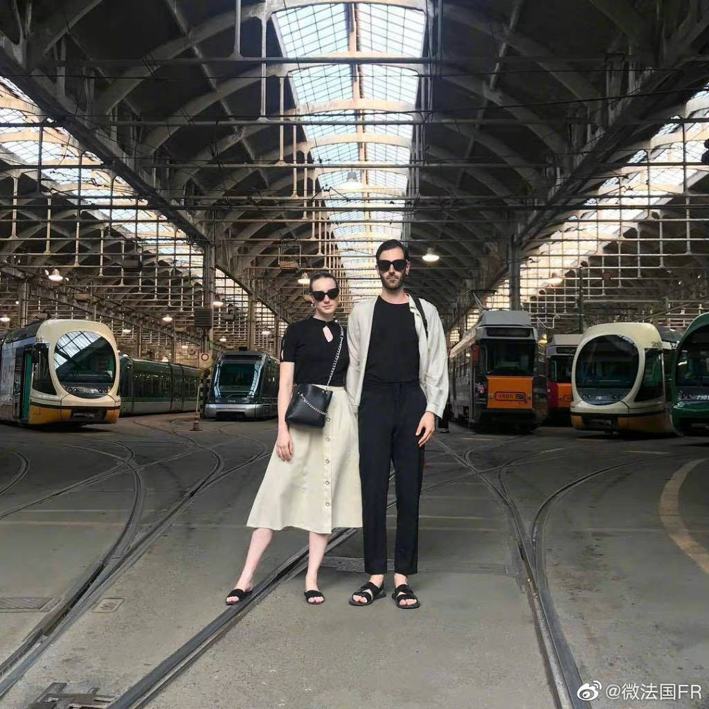 法国摄影师情侣Isabelle Chaput和Nelson……__财经头条