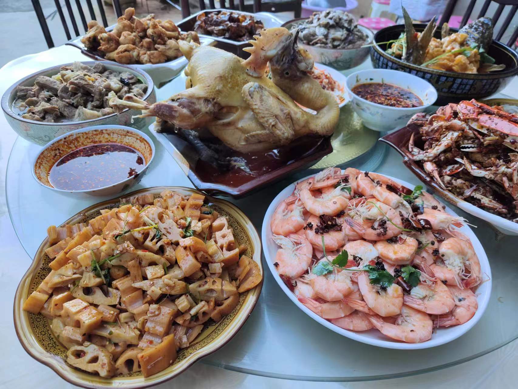 在云南过春节年夜饭吃什么?晒出你的年夜饭照片吧!