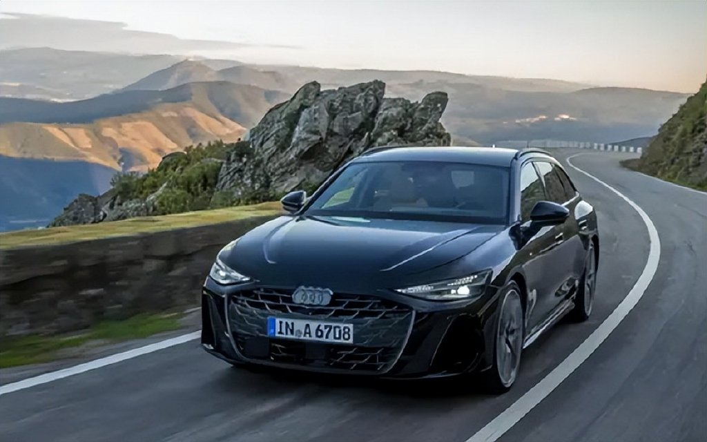 前脸撞A5L？全新A6瓦罐侧颜无敌，隐藏门把手+大脚真香！-新浪汽车