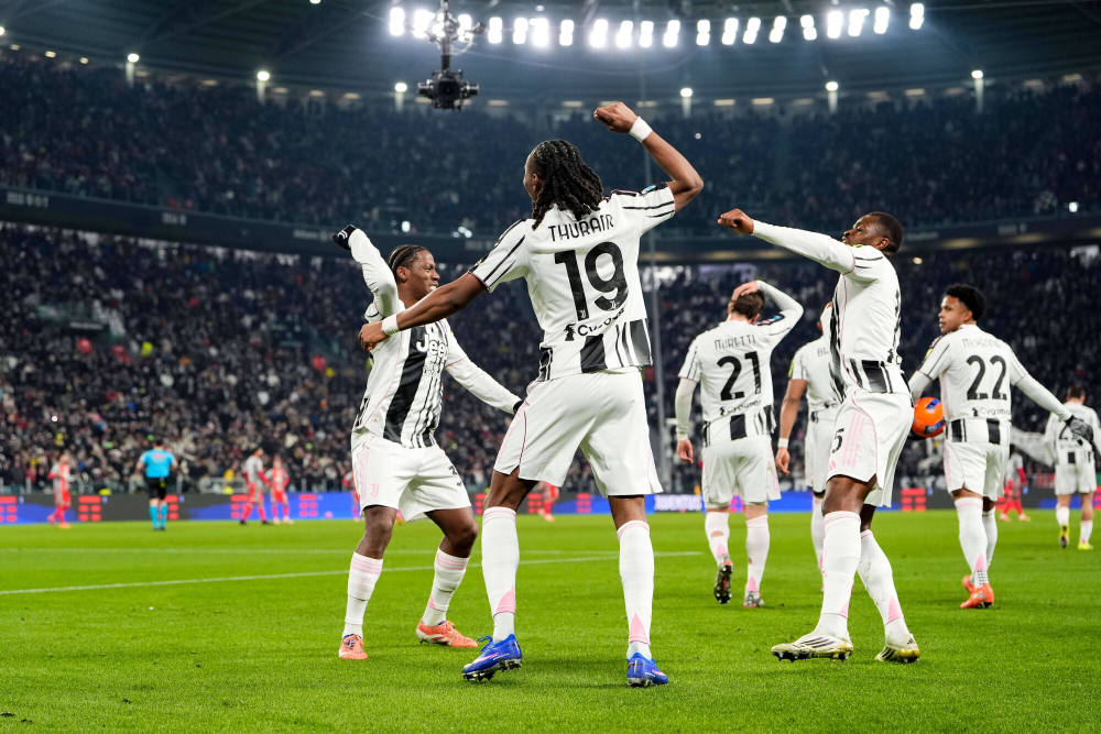 意甲综合：尤文图斯5球大胜克雷莫内塞|罗马|戴维·尼科拉|国际米兰|那不勒斯|ac米兰_新浪体育_新浪新闻