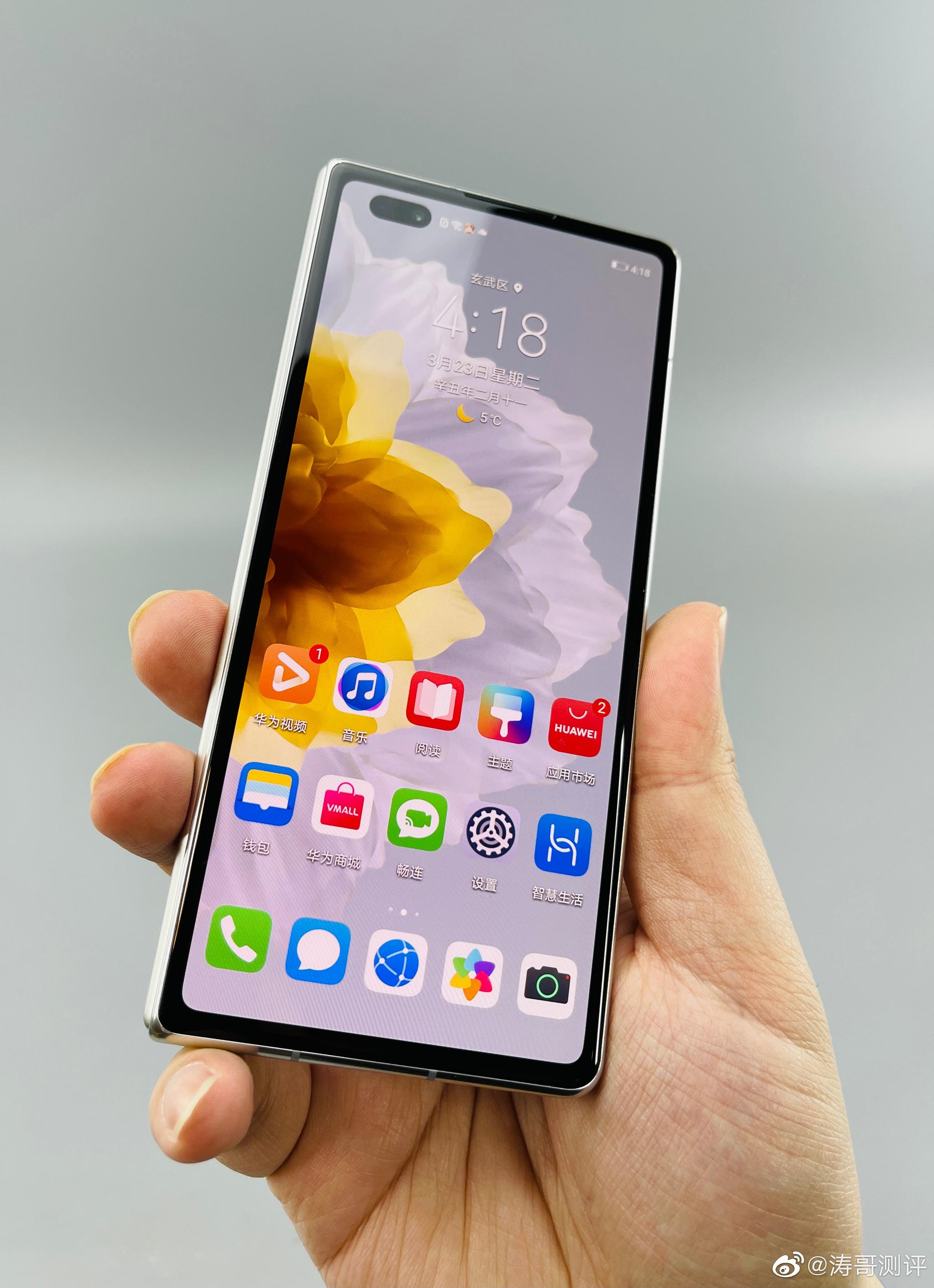华为Mate X2真机上手实拍
