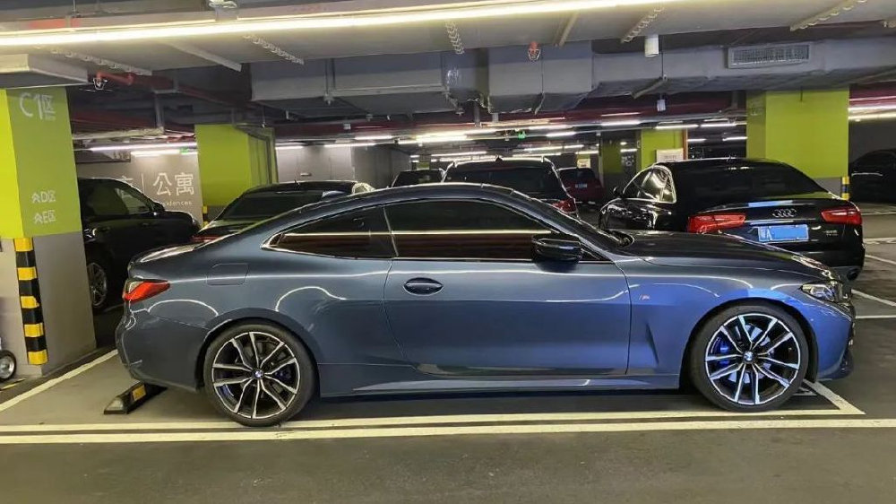 宝马430i这么能“装”？车主：载物空间着实惊喜-新浪汽车