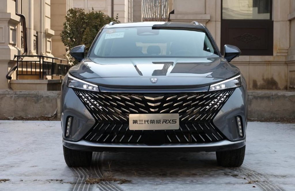 “12万豪华平替”底气何在？试完全新第三代荣威RX5秒懂-新浪汽车