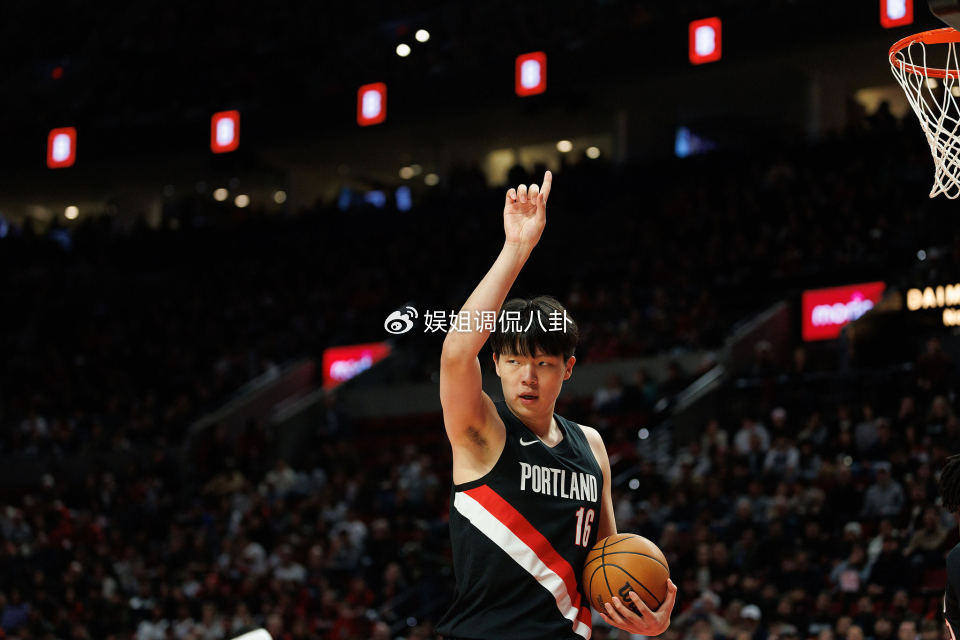 10分钟0分0板！杨瀚森扎心一战：多项数据吞蛋遭封盖+累得直喘粗气