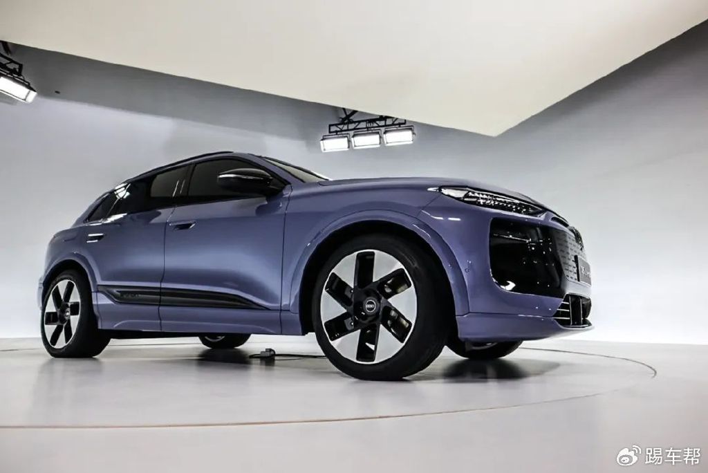 奥迪Q6L e-tron终露面，轴距加长、续航加长，中国专属！-新浪汽车