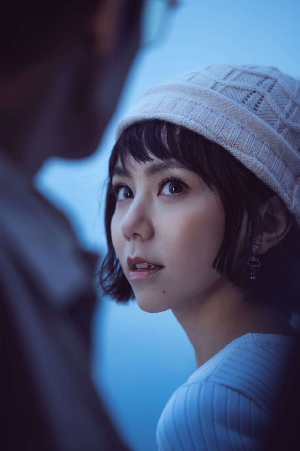 G.E.M.邓紫棋新专辑《启示录》终章上线 真挚淬炼诠释爱的启示路|抖音|邓紫棋|天空没有极限_新浪新闻