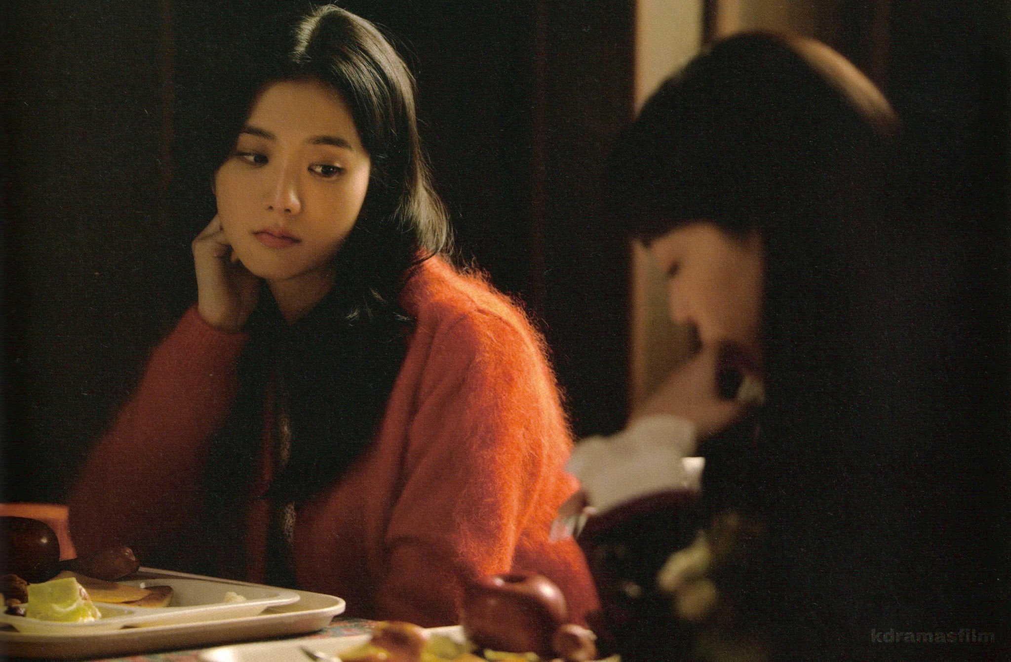 Jisoo｜雪滴花OST专辑扫图__财经头条