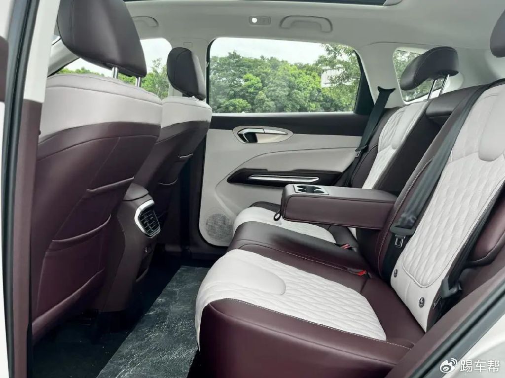 奔腾T90，10万元级家用SUV的靠谱新选？-新浪汽车