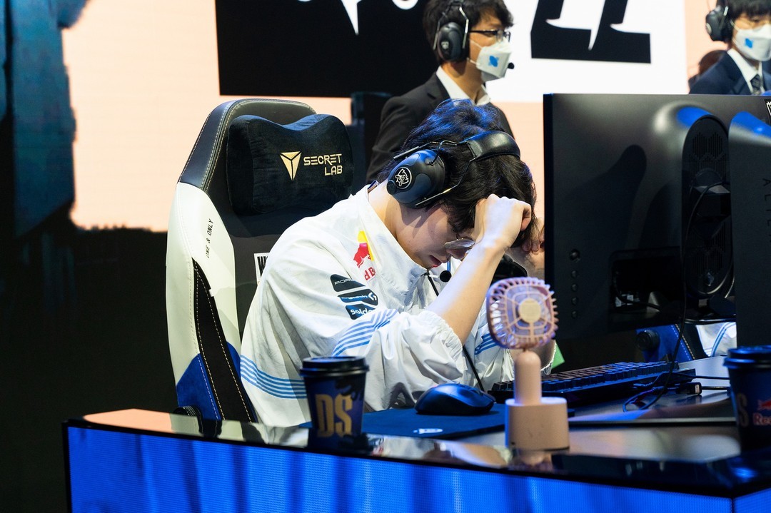 DRX官方ins分享了照片 当他们说“the last dance” 我们说the dance