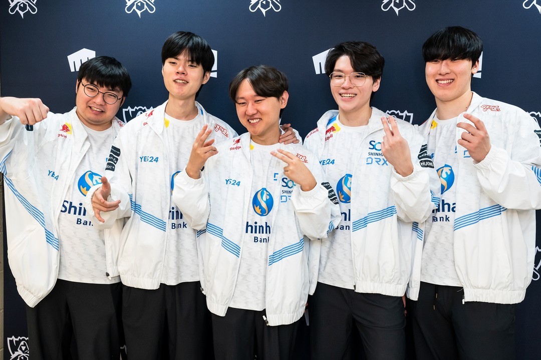 DRX官方ins分享了照片 当他们说“the last dance” 我们说the dance