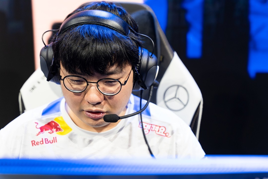 DRX官方ins分享了照片 当他们说“the last dance” 我们说the dance