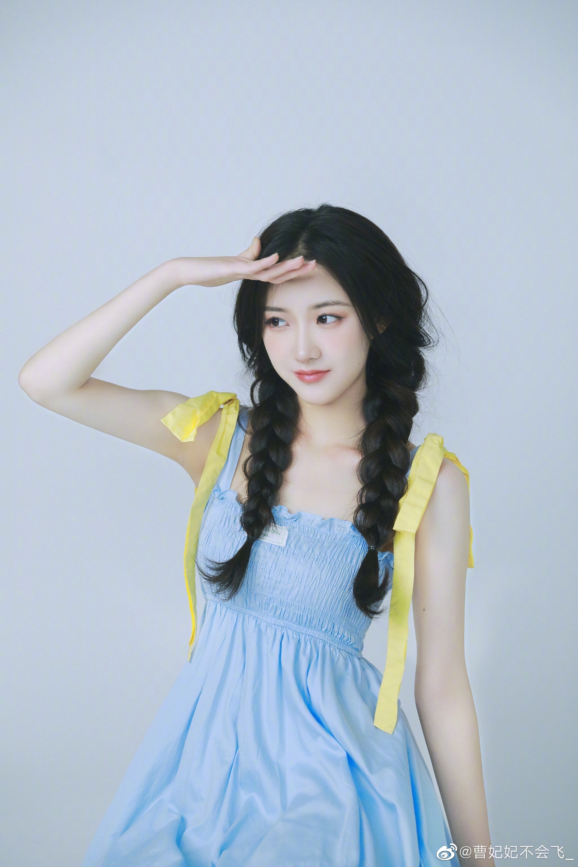 粉丝投稿：@曹妃妃不会飞_ 上戏20表本曹妃妃 身高165 体重42kg