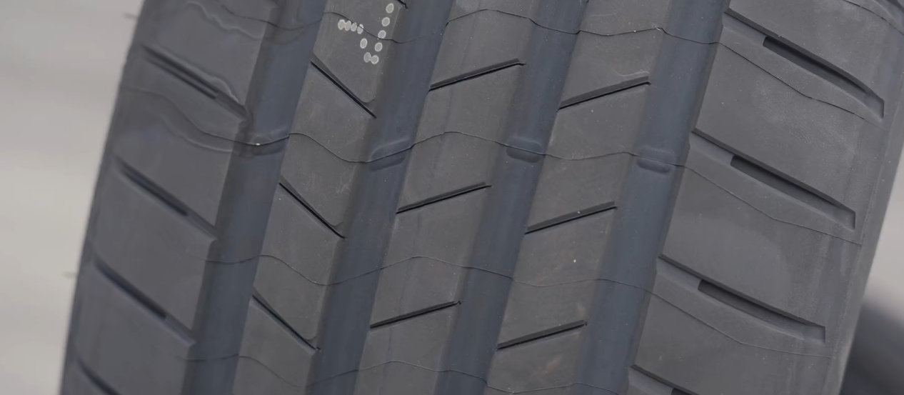 电车首选！体验普利司通TURANZA泰然者T005 EV-新浪汽车