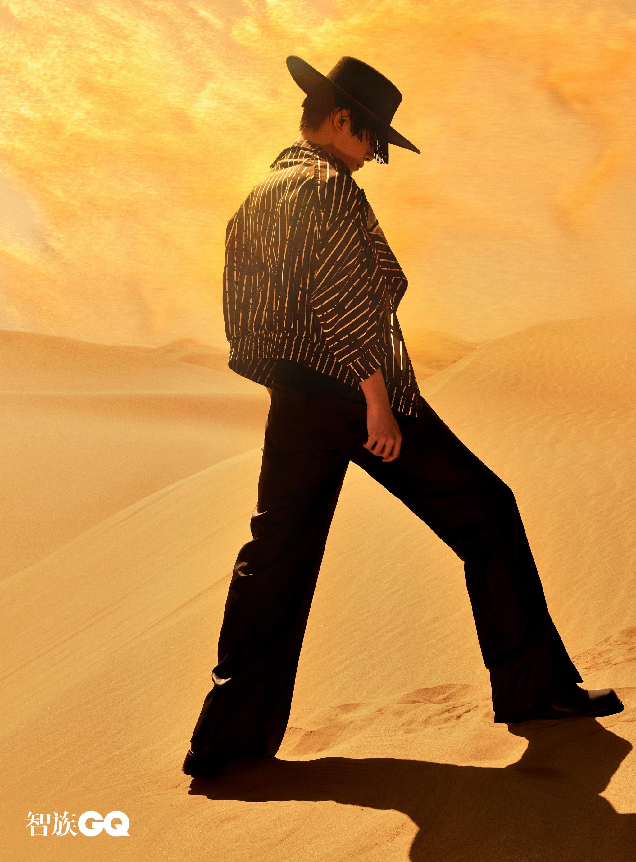 易烊千玺 x 智族GQ 4月刊封面大片 四度登封GQ……__财经头条