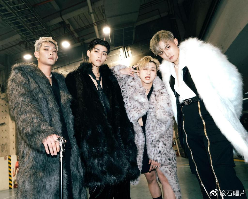 U:NUS四度登小巨蛋表演嗨炸全场 饶舌新歌《霸王别姬》首唱__财经头条