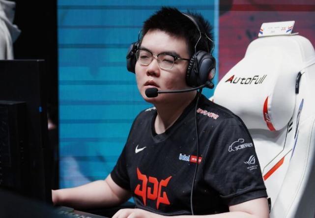 国外知名教练点评JDG，称他们是伪强队，S12世界赛绝不可能夺冠|强队|夺冠|战队_新浪新闻