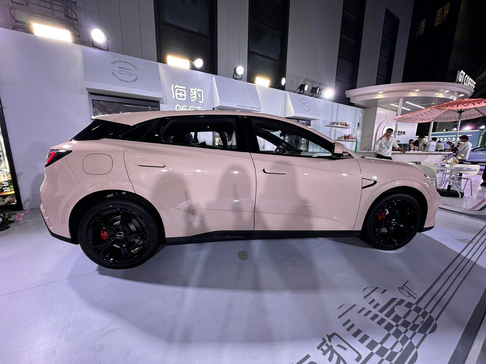 海豹06GT上市，基于比亚迪e平台3.0 Evo打造，性能出众，续航强劲。-新浪汽车