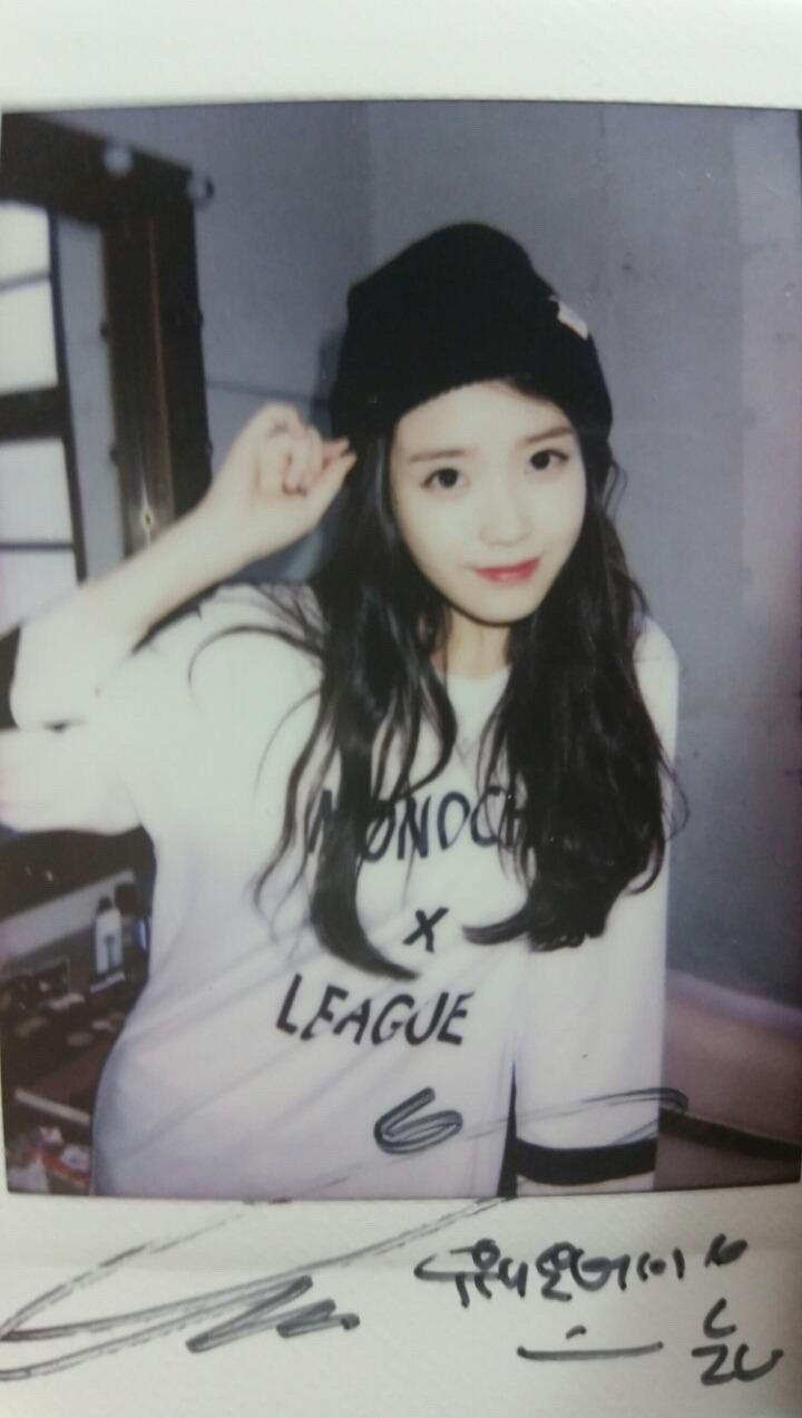 IU 拍立得合集__财经头条